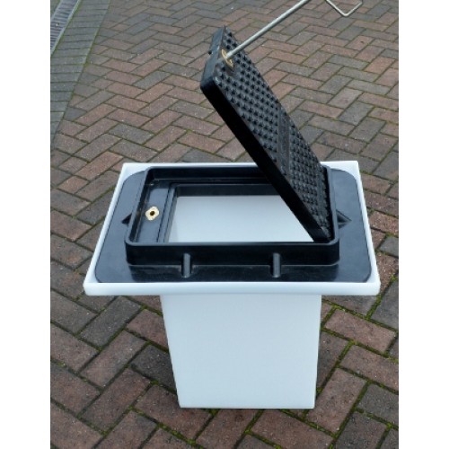 Drawpit Chamber 350 x 260 x 530mm c/w composite Cover C250 with Lock ...